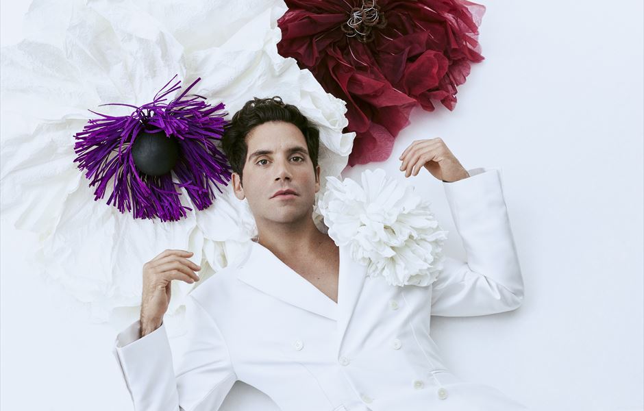 MIKA ANNOUNCES LEEDS MILLENNIUM SQUARE SHOW FOR JULY 2025! - Gigs And Tours News
