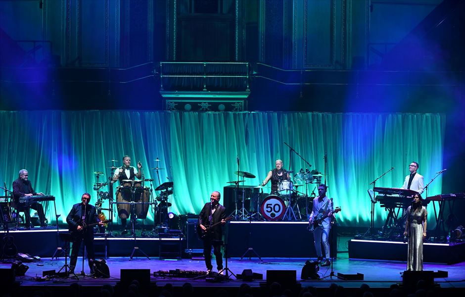 Squeeze Announce 2026 Tour With Very Special Guest Billy Bragg - Gigs ...