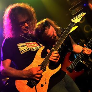 PAT O'MAY + PATRICK RONDAT 2 GUITARS FOR A NIGHT : Billet, place & tournée | See Tickets France