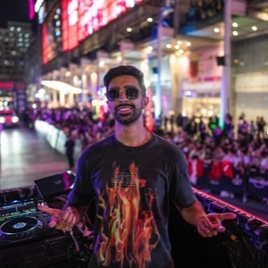 See Tickets - VIKKSTAR LIVE IN AUSTRALIA Tickets and Dates